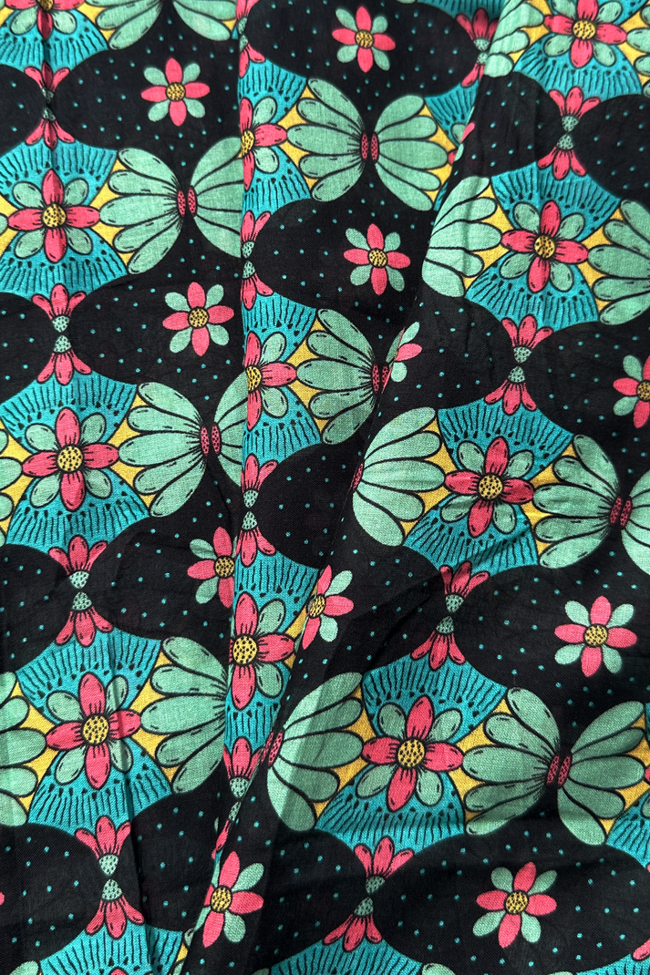 Geometric Fusion in Cotton Mull - Breathable Cotton Fabric – The Print ...